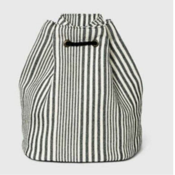 Universal Thread | Bags | Universal Thread Shoulder Bag Striped Carry ...